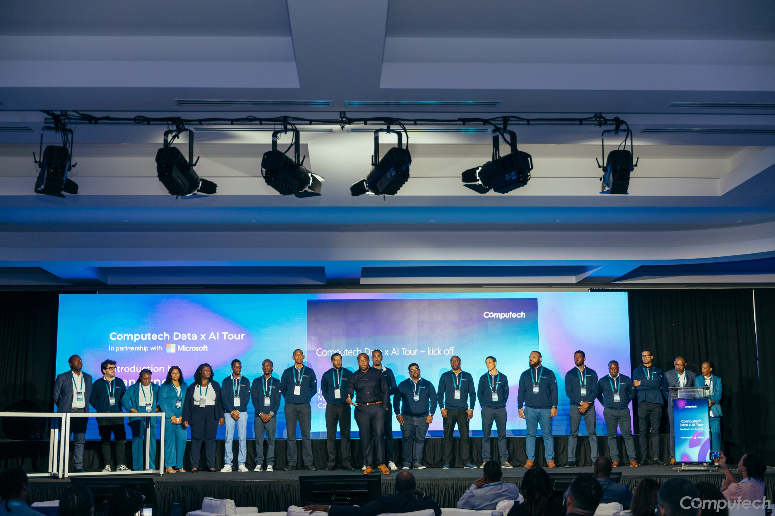 El Tour Computech DATA x AI se lanza con éxito en San Martín - SXM IslandTime